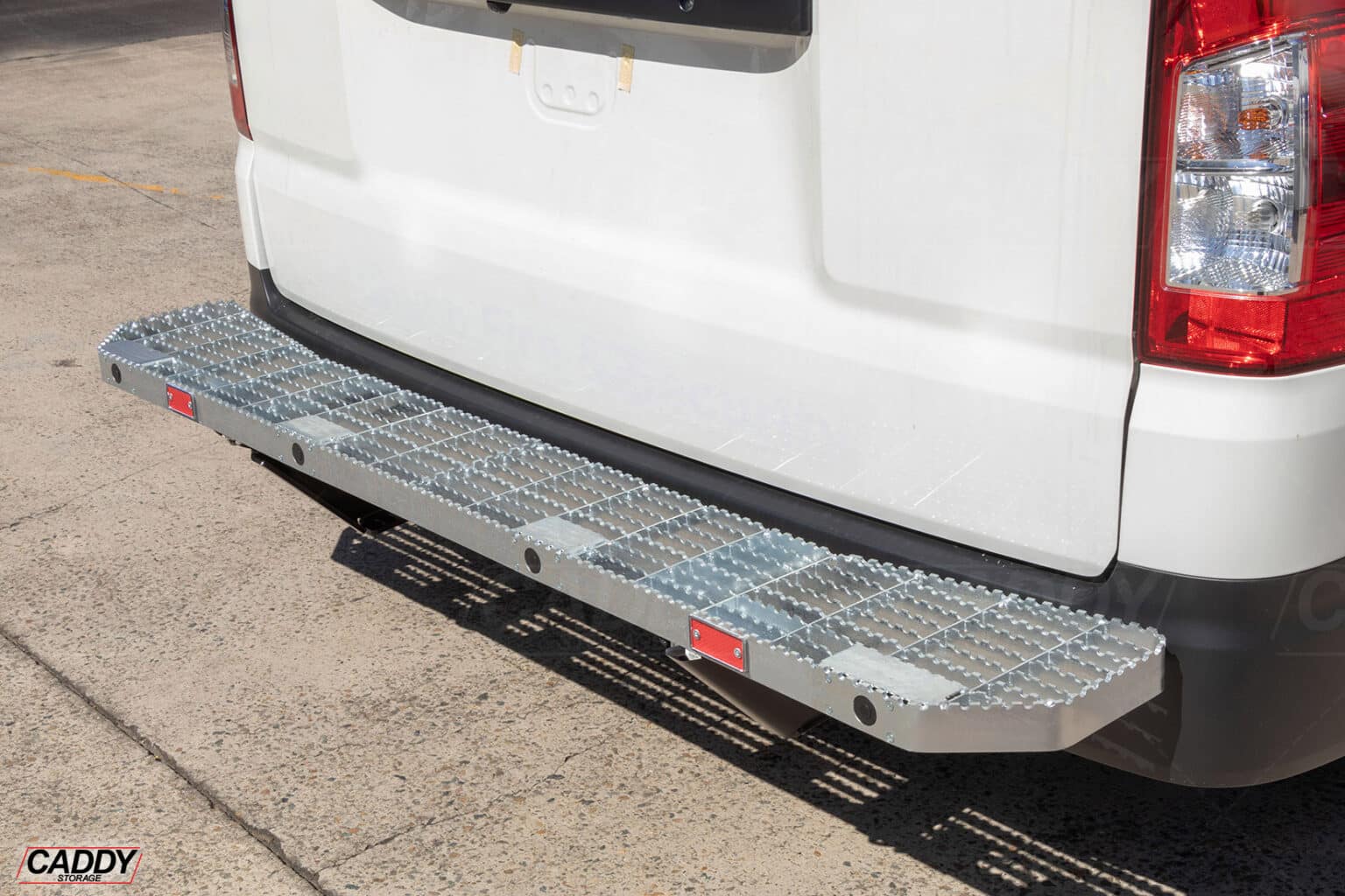 Toyota Hiace Rear Step – Galvanised LWB & SLWB (06/2025+) - Caddy ...